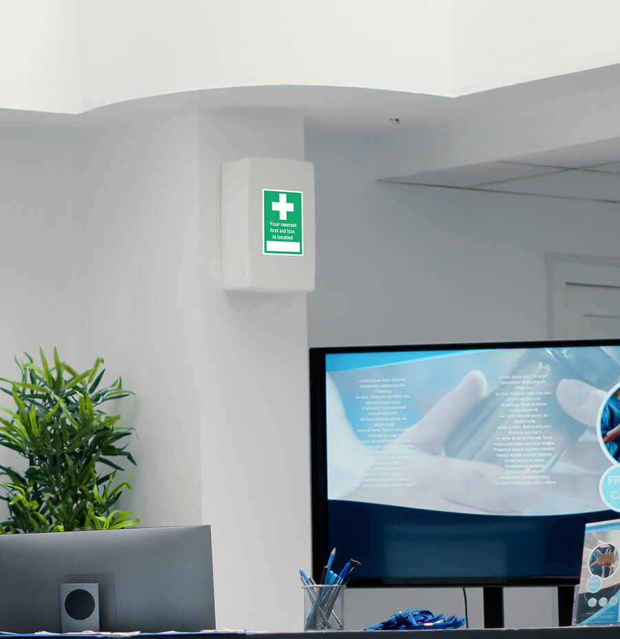 Find nearest First Aid Box sign sticker/Nearest medical kit sign ...